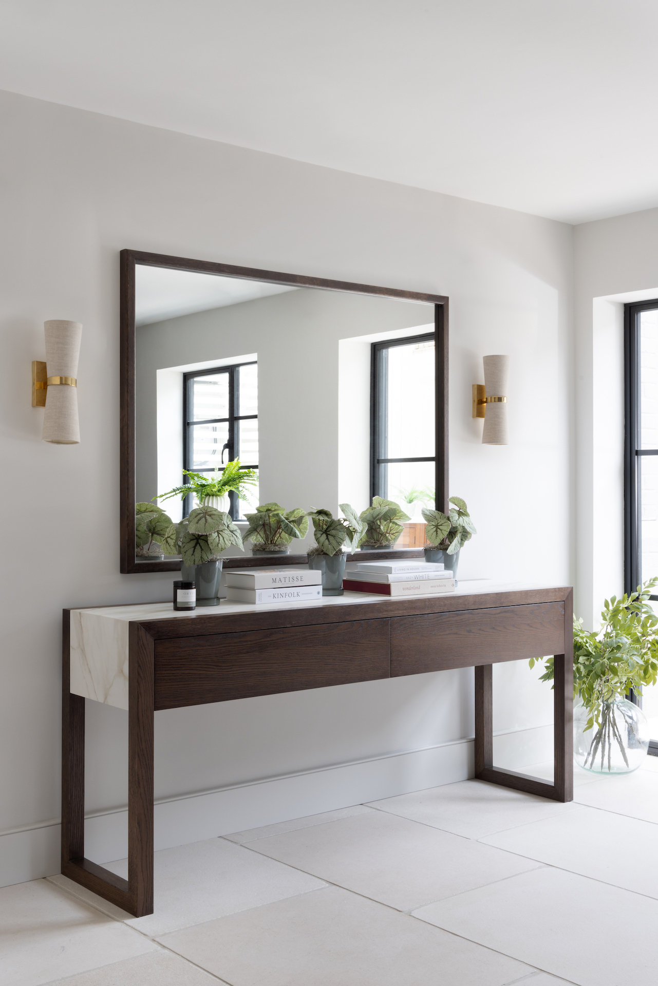 Handford Console Table - Humphrey Munson