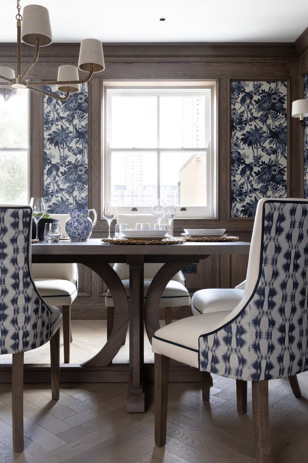 Norton Dining Table - Humphrey Munson